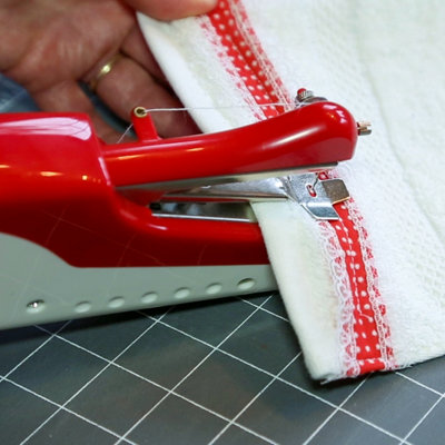 JML - Magic Stitch Deluxe Designer, Hand-held, portable handheld sewing ...