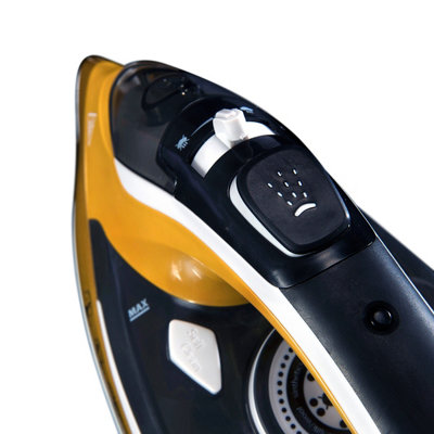 JML Phoenix Gold Free Flight - The powerful, cordless ceramic iron