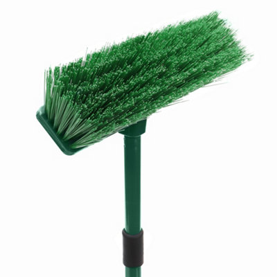 JVL Outdoor Garden Hard Bristle Broom with Telescopic Handle, Green