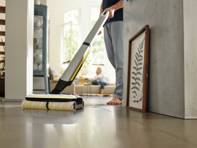 Kärcher FC 7 Cordless Hard Floor Cleaner
