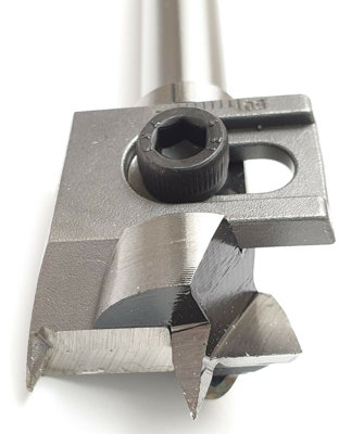 Kanzawa K-303 Adjustable Forstner Bit: Diameter range 22mm to 50mm