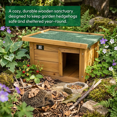 KCT Oslo Wooden Hedgehog House Outdoor Sanctuary Hibernation Hogitat ...