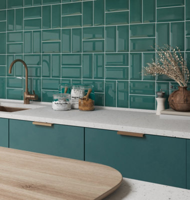 22 green kitchen ideas at B&Q