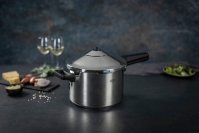 Kuhn Rikon Duromatic Inox Pressure Cooker with Long Handle, 22cm/7L