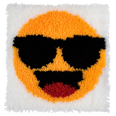 L/HOOK HAPPY FACE - Latch Hook Kit: Happy Face - Trimits