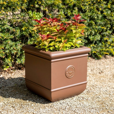 L32Cm Fibrecotta Cube Planter In Toffee By Primrose | DIY at B&Q