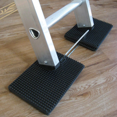 Laddermat, Ladder Leveller - Anti-Slip for Sloping or Uneven Ground ...