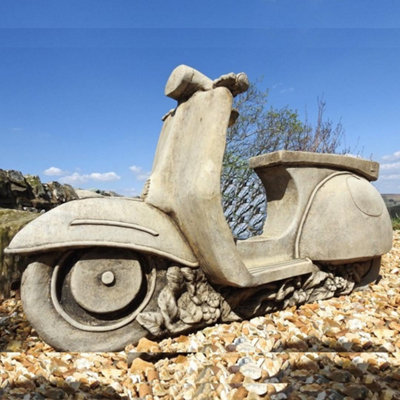 Lambretta Vespa style Stone Scooter Planter