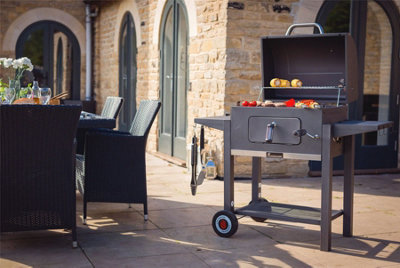 Landmann Tennessee Broiler Charcoal BBQ