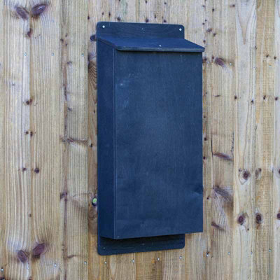 Large Colony Bat Box - Plywood/Ceramic - L14 x W35 x H78 cm | DIY at B&Q