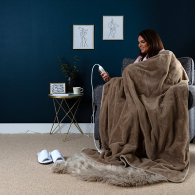 Large Elegantly Warm Electric Heated Throw Blanket - Black