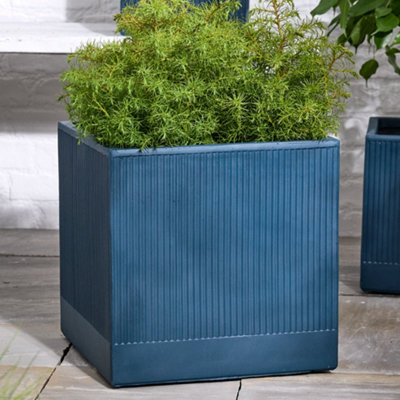 Large Navy Blue Ribbed Finish Fibre Clay Indoor Outdoor Garden Plant ...