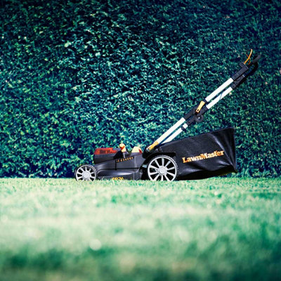 LawnMaster 60V Max 46cm Cordless Lawnmower with 5.0AH battery, Charger ...
