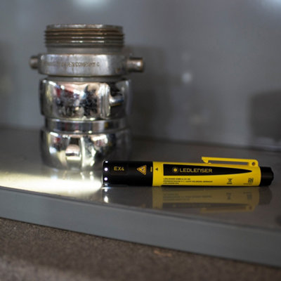 Ledlenser EX4 AAA Battery 50 Lumen ATEX Zone 0/20 Hand Torch for ...
