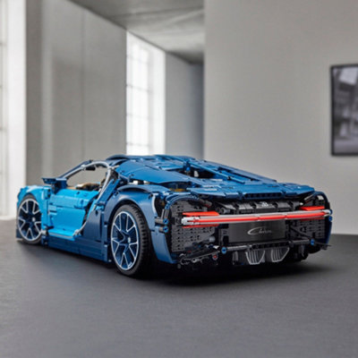 LEGO Bugatti Chiron Technics (42083)