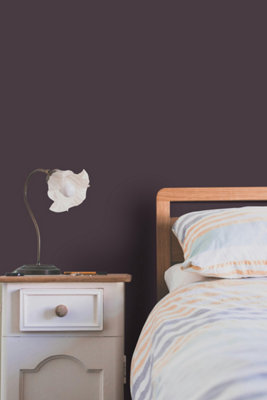 Leyland Trade Vinyl Matt Walls & Ceilings Emulsion Paint Royal Purple ...