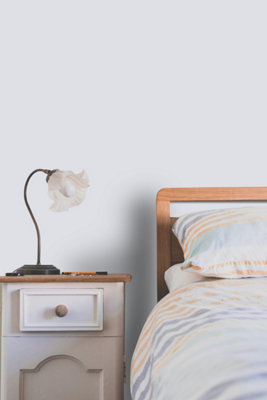 Leyland Trade Vinyl Matt Walls & Ceilings Emulsion Paint Violet Hush ...