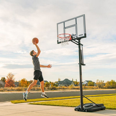 Lifetime 52-Inch (132 cm) Power Lift XI Portable Basketball Hoop System ...