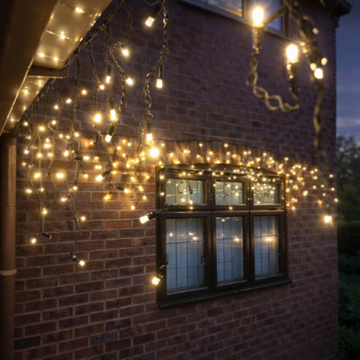Lighting Legends 4.5m Festive Connect Icicle Outdoor LED Waterproof ...