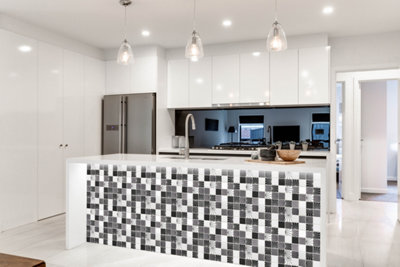 Lily Mosaic Tile - House of Mosaics