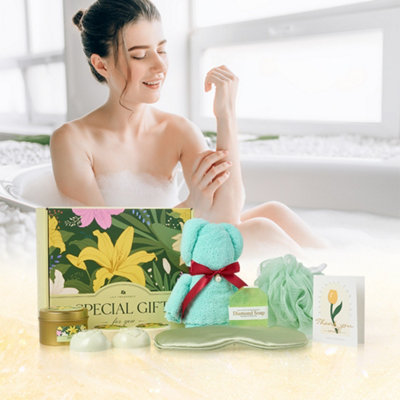 Lily-Scented Spa Bath Gift Set