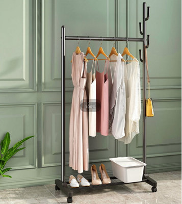 Livingandhome Black Mobile Garment Hanging Rack Clothes Rail on Wheels ...
