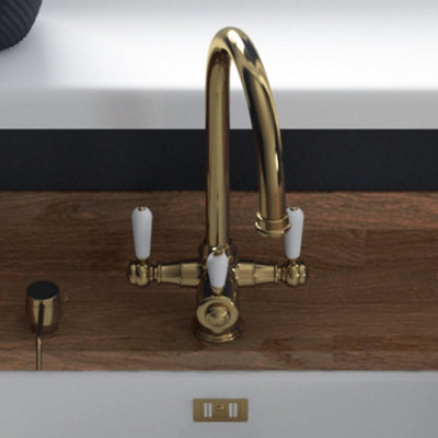 London Sink Company Cruciform 3-in-1 Boiling Water Kitchen Tap & Tank ...