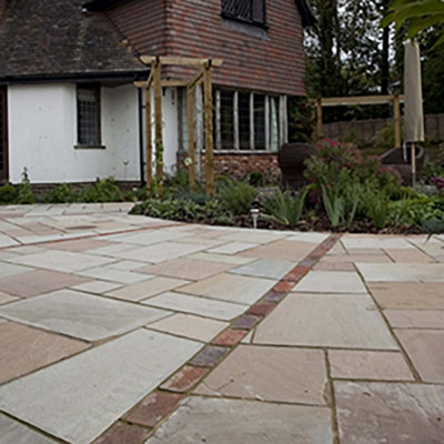 London Stone Autumn Brown 22mm Indian Sandstone Paving Slabs Patio Pack ...