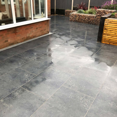 London Stone Charcoal 20mm Porcelain Paving Slabs 900x600 Pack of 20 ...