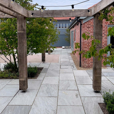 London Stone Kandla Grey 22mm Indian Sandstone Paving Slabs Patio Pack ...