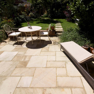 London Stone Mint 22mm Indian Sandstone Paving Slabs Patio Pack as Mix ...