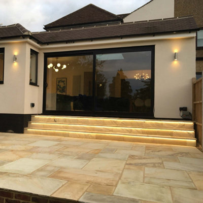 London Stone Mint 22mm Indian Sandstone Paving Slabs Patio Pack as Mix ...