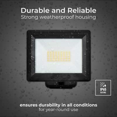 Luceco Essence Outdoor Floodlight with Multi-Positioning, IP65, 10W