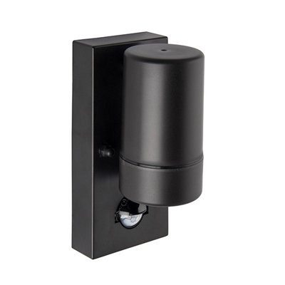 Luminosa Icarus Outdoor PIR Motion Sensor Wall Downlight Black IP44, GU10