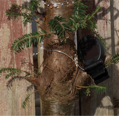 Luxform Solar 50 Led Microlight Pearl Romantic White | DIY at B&Q