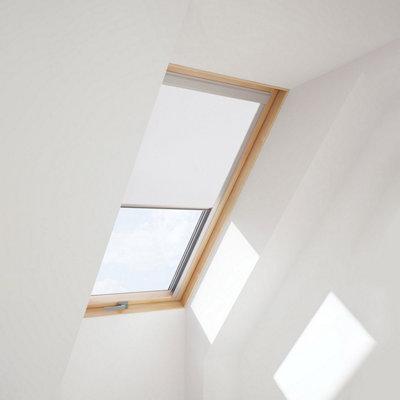 LuXtra (DHR) White Blackout Roller Blind for VELUX Roof Window M04 with ...