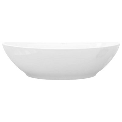 LUXURY CERAMIC BASIN OVAL WITH OVERFLOW AND FAUCET HOLE