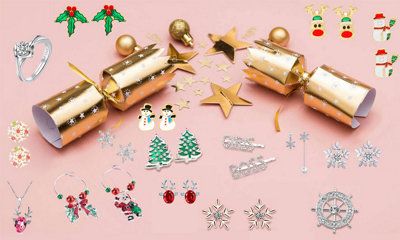 Luxury Christmas Crackers with Jewellery and Wine Accessories | DIY at B&Q