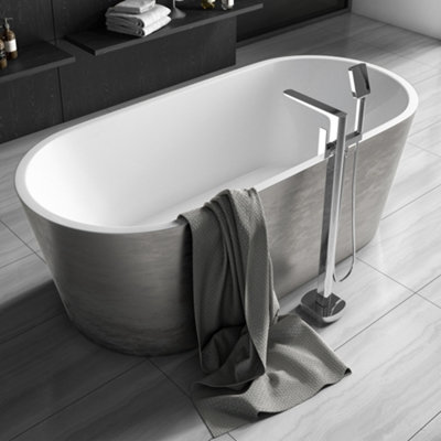 Luxury Freestanding Bathtub 1800x820 - Silver | DIY at B&Q