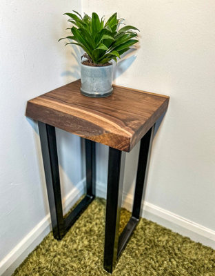 Luxury Walnut Side Table - 35cm(L) x 50cm(W)