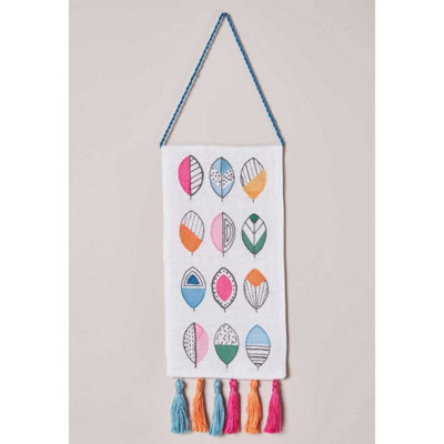 M/GRAPHIC EMB BEGIN - Embroidery Kit: Essentials: Modern Graphic: Wall ...