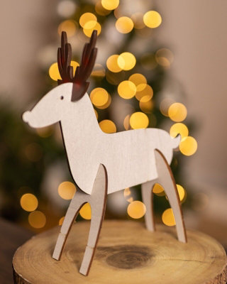 Make Your Own Wooden Reindeer Decoration