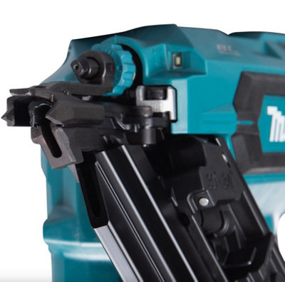 Makita DBN900ZK 18v LXT Brushless 90mm Gasless Framing Nailer + Case + 6.0Ah
