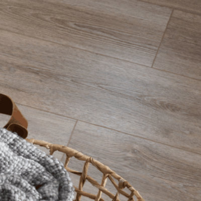 Malmo LVT Waterproof Luxury Vinyl Tile Sand Wood Effect 2.14m² Built In ...