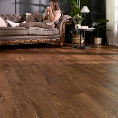 Malton 18mm x 120mm Double Smoked Brushed Matt Lacquer Solid Oak ...
