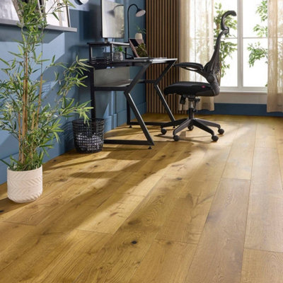Manor Corsham Engineered Wood Flooring 18mm x 190mm Golden Brushed ...