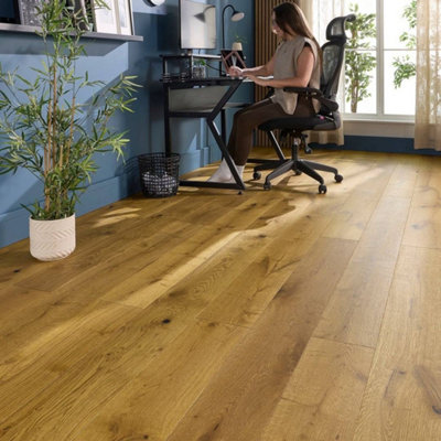 Manor Corsham Engineered Wood Flooring 18mm x 190mm Golden Brushed ...