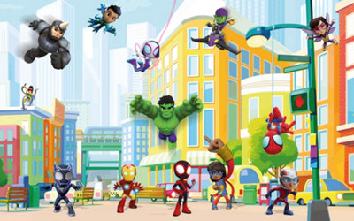 Marvel Spidey Sightseeing Tour with Friends Wall Mural, 2.5m x 4m