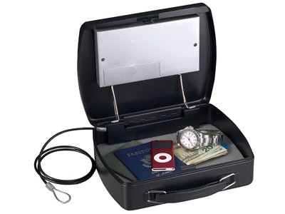 Master Lock P008EML Portable Digital Safe with Cable MLKP008EML