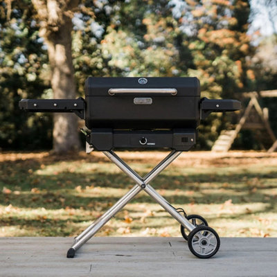 Masterbuilt Portable Charcoal BBQ Smoker with Cart Foldable Outdoor ...